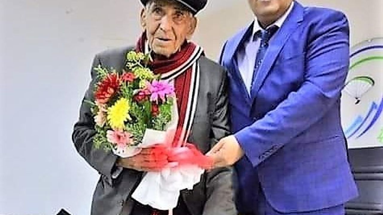 Başkan Arslan vefatının 7. yılında Hayri Devi unutmadı - Sonses TV ...