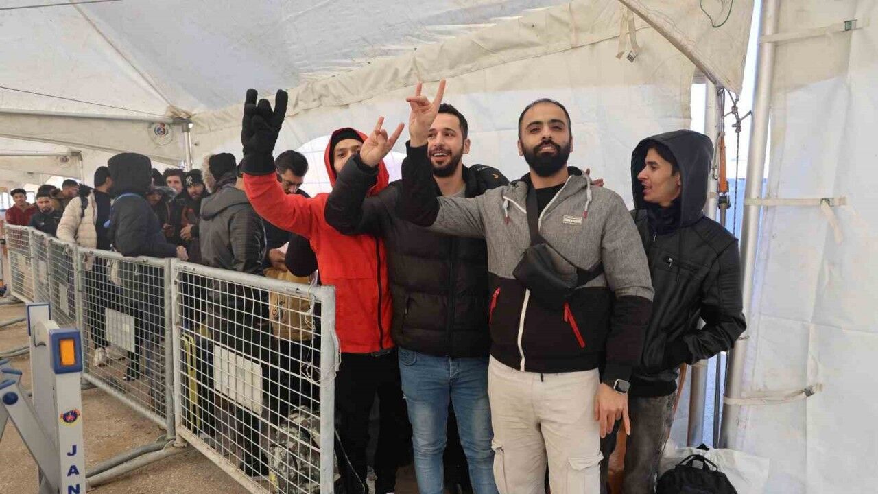 Türkiye’de 2 yıl yaşayıp ülkesine dönen İbrahim, “ Türk halkına çok ...