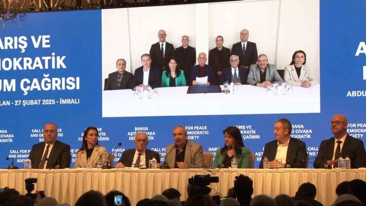 Terör örgütü elebaşı Abdullah Öcalan ile 3’üncü görüşme sonrası DEM ...